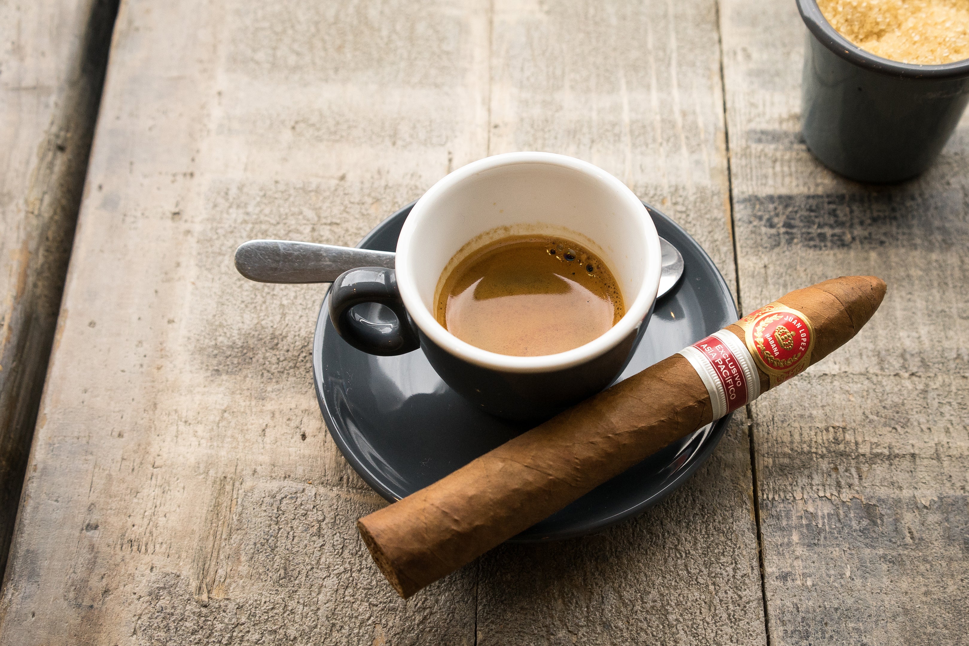 The Return of a Cigar Room At Home – EGM Cigars